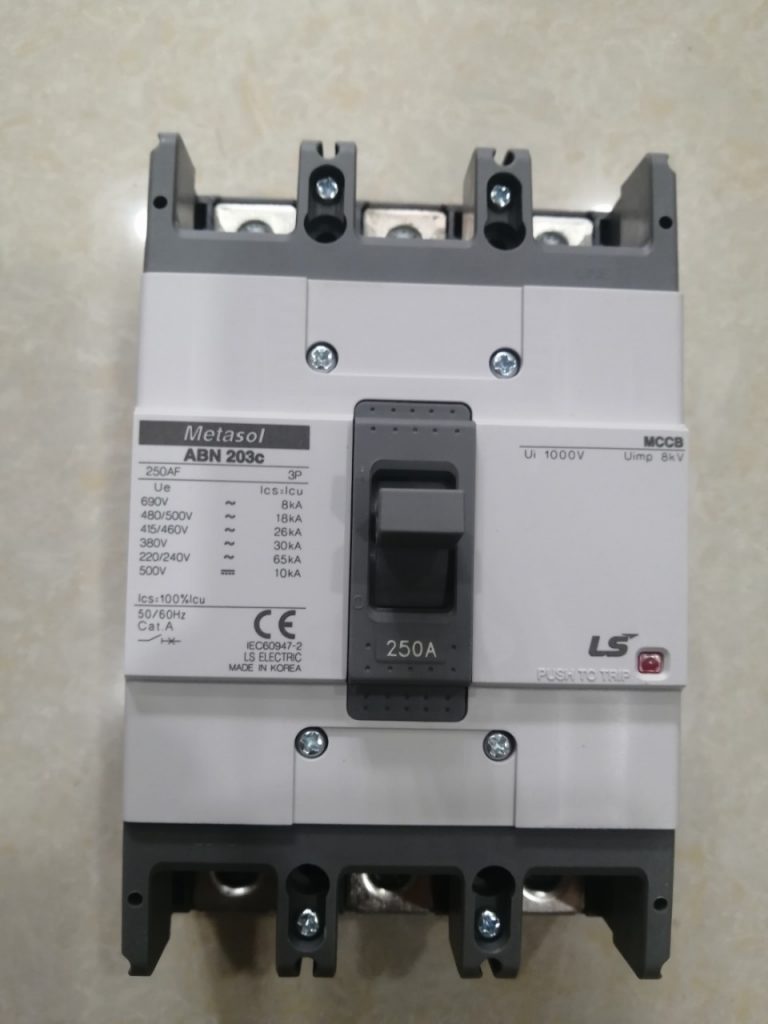 Giá Aptomat 3 Pha 250A LS - Địa chỉ mua hàng chính hãng tại Hà Nội